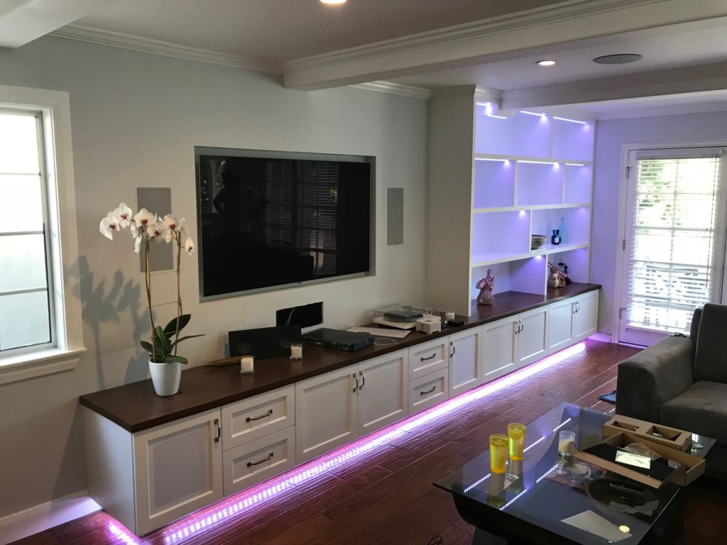 Entertainment Center w/Built-in Lights | HEFFORD